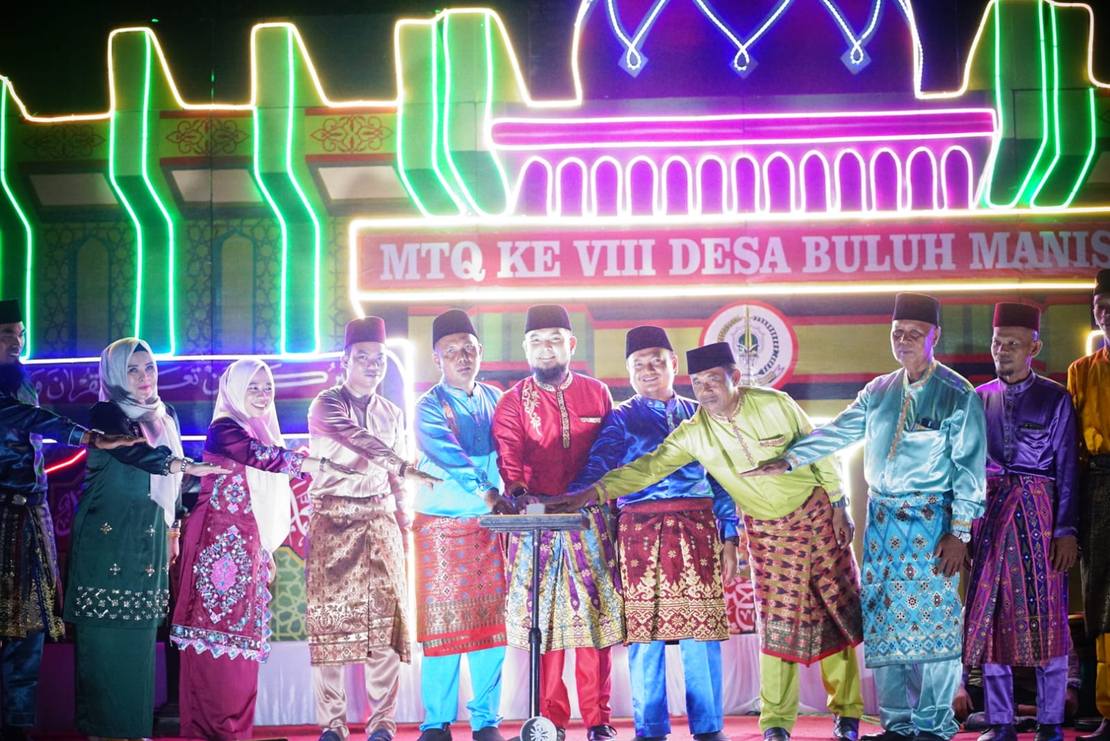 Camat Bathin Solapan Buka Secara Resmi MTQ ke VIII Tingkat Desa Buluh ...